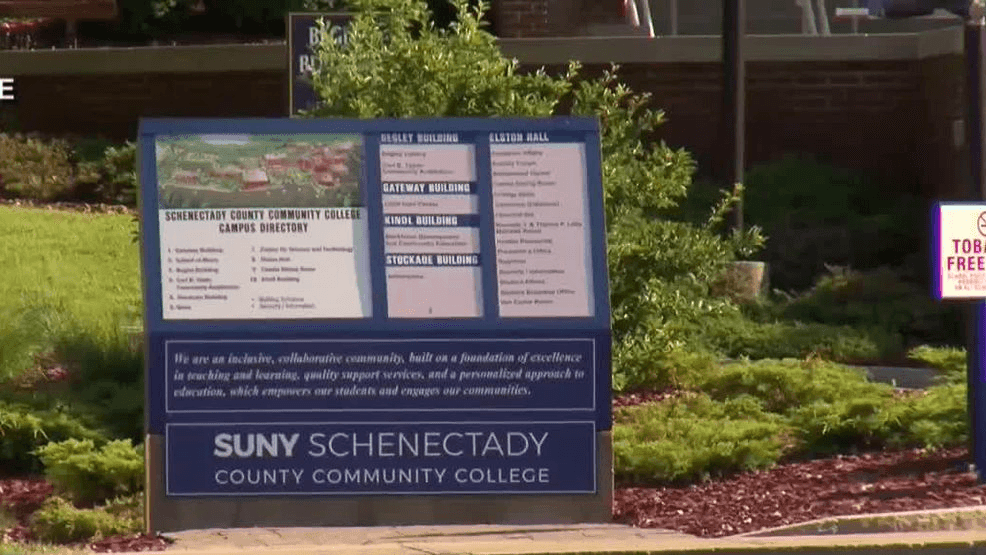 Schenectady Community College marks 55th commencement amid SUNY highlights