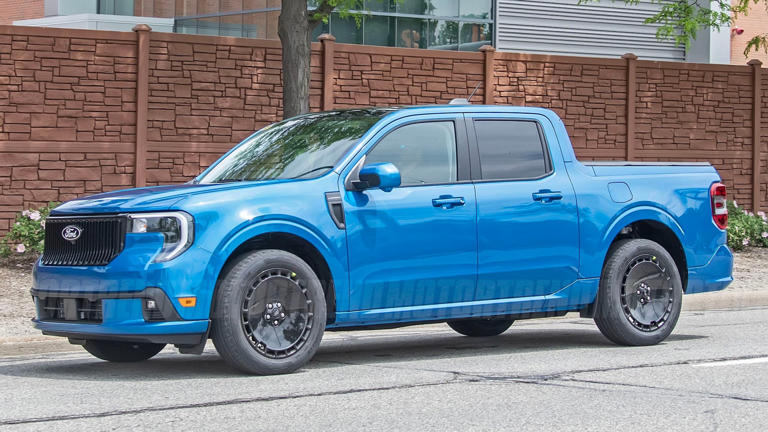 The 2025 Ford Maverick Compact Pickup Truck's Redesign Looks Sporty ...