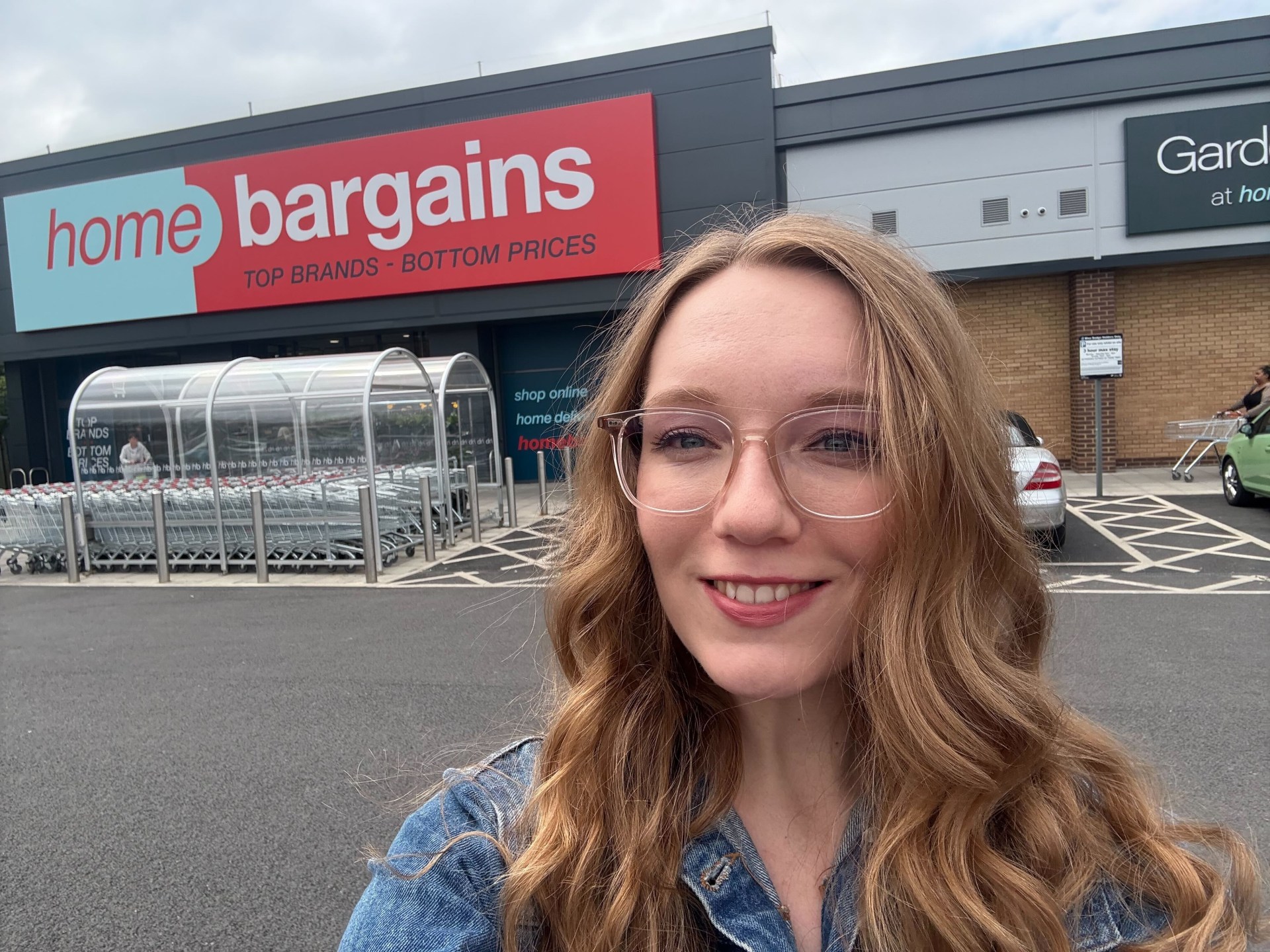 Home Bargains is opening new cafés in UK with 50p food