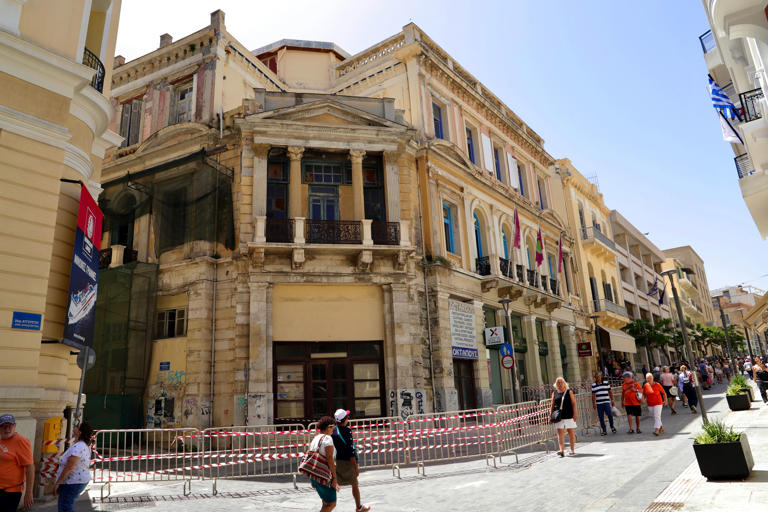 Crete earthquake latest: Aftershocks continue after 6.1 quake with ...