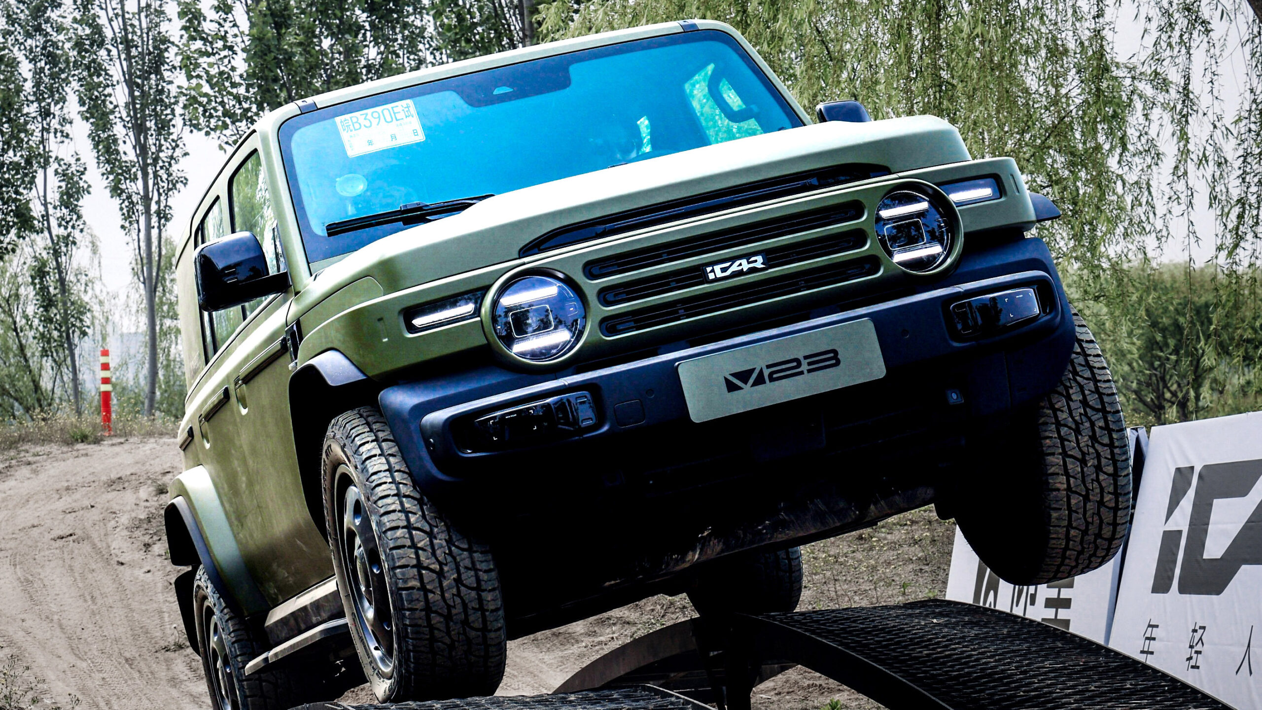 This Retro SUV From China Costs Less Than A Used Versa