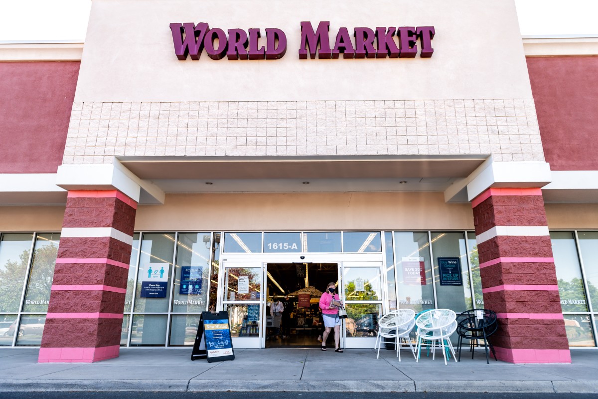 These World Market doormats are so fun for spring