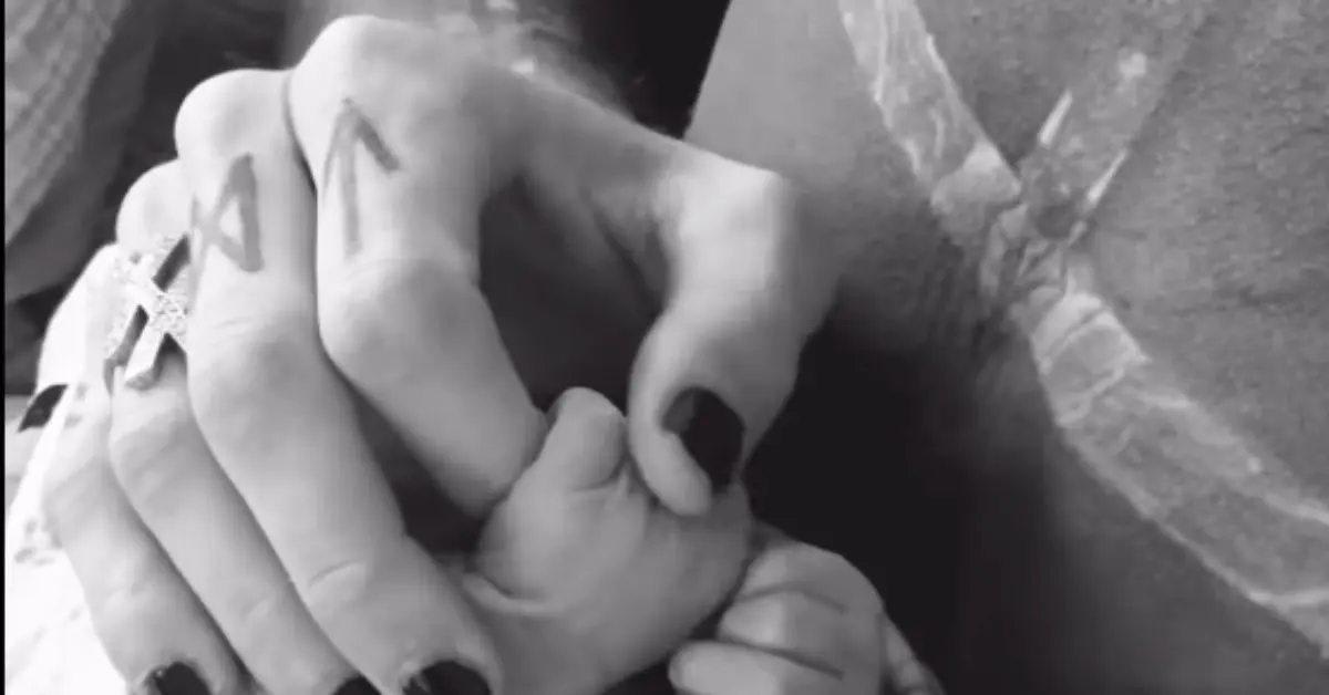 Megan Fox Admits Baby With Machine Gun Kelly Was an 'Unplanned But ...