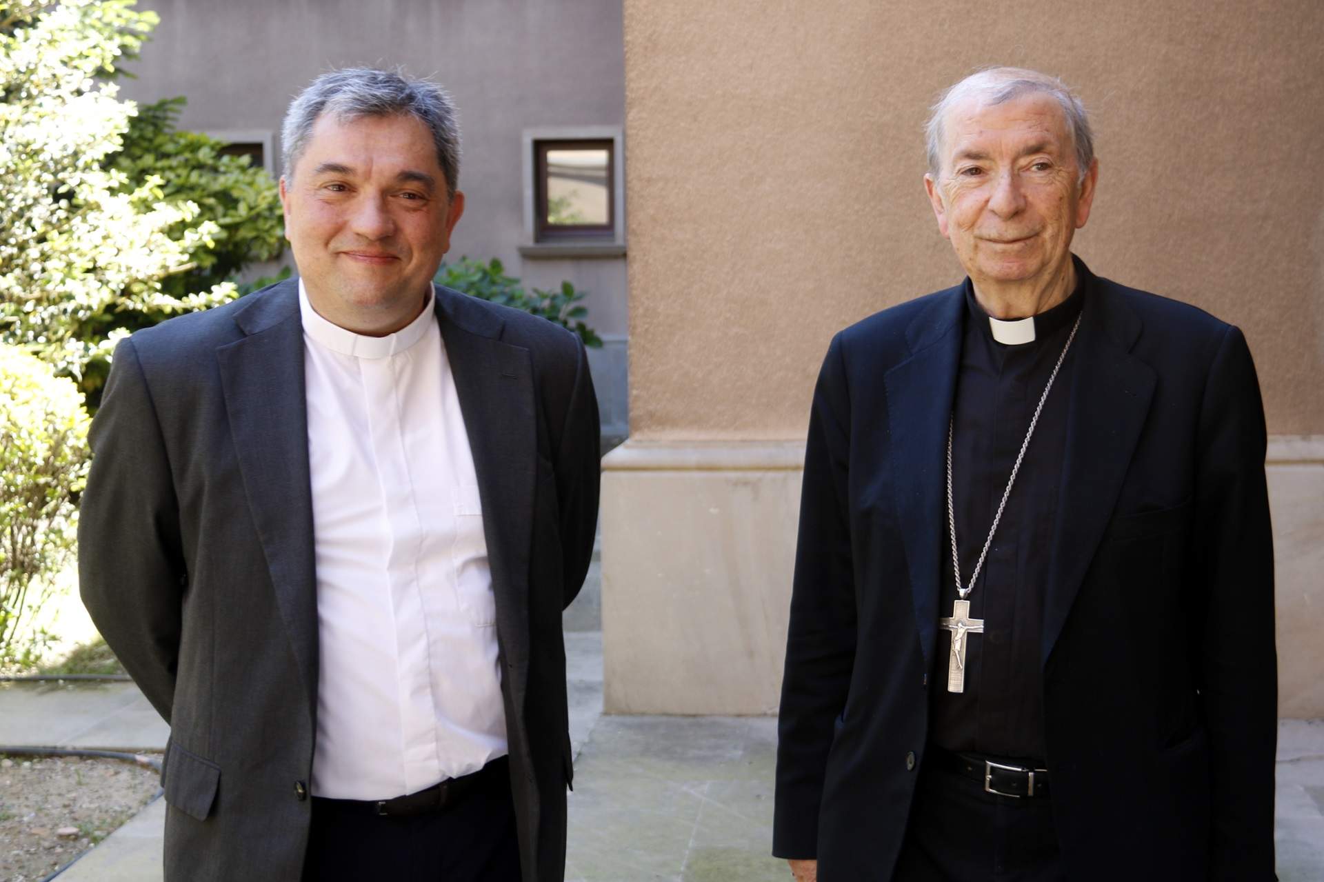 El nuevo obispo de Lleida y el velo: "Todos los símbolos religiosos ...