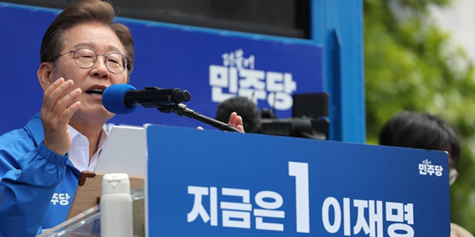 이재명 "1천조 적자 문제없다" vs 국힘 "포퓰리즘", '확장 재정' 두고 날선 격돌