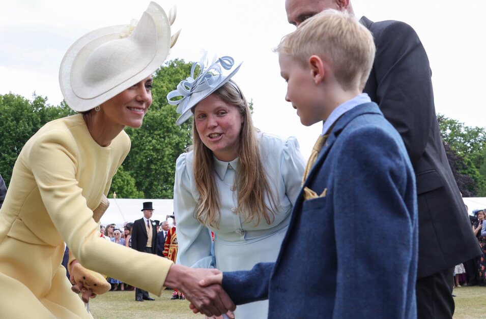 El emotivo regalo que han recibido los Príncipes Guillermo y Kate y sus ...