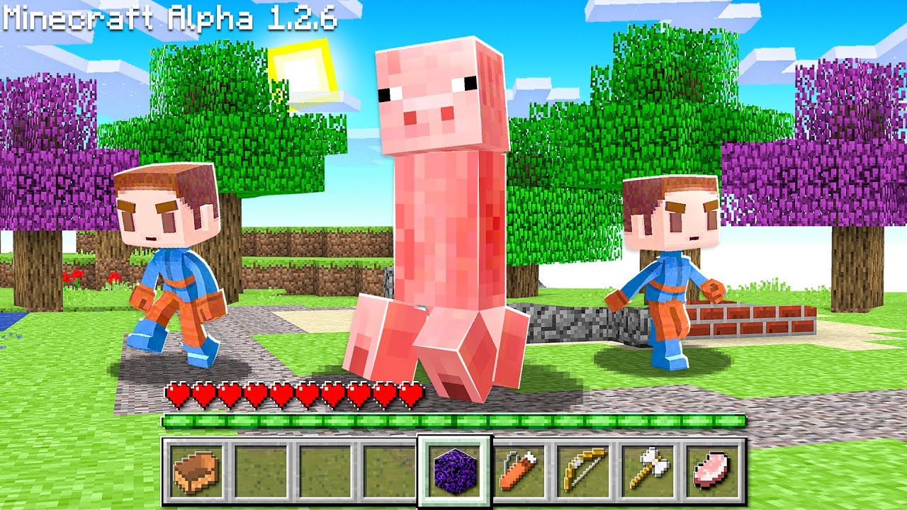 THE FIRST VERSION OF MINECRAFT EVER! (10 years ago)