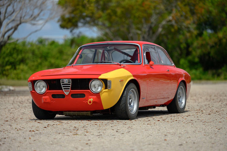 Factory Autodelta 1965 Alfa Romeo Giulia Sprint GTA, 1968 Daytona 24H ...
