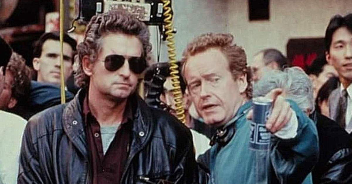 22 Behind-the-Scene Pics of Classic '80s Crime Flicks