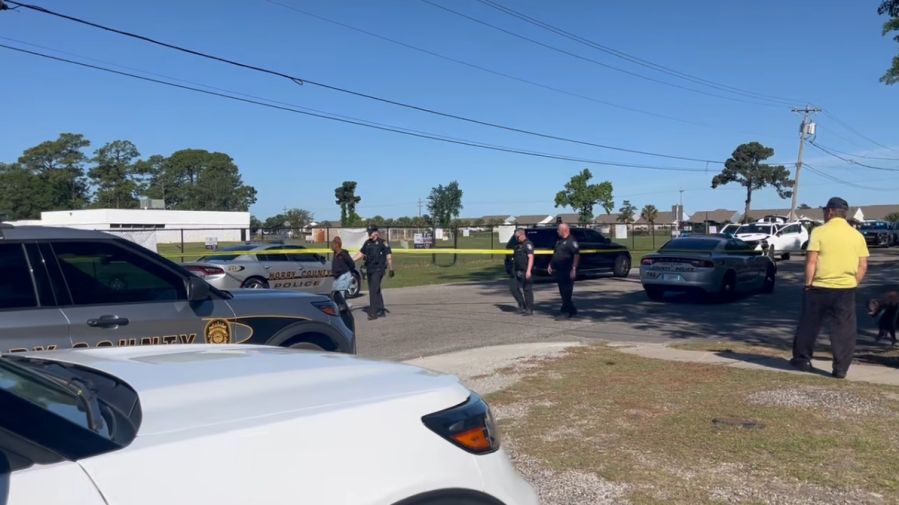 North Carolina man gets 20 years for shooting at police in Market ...