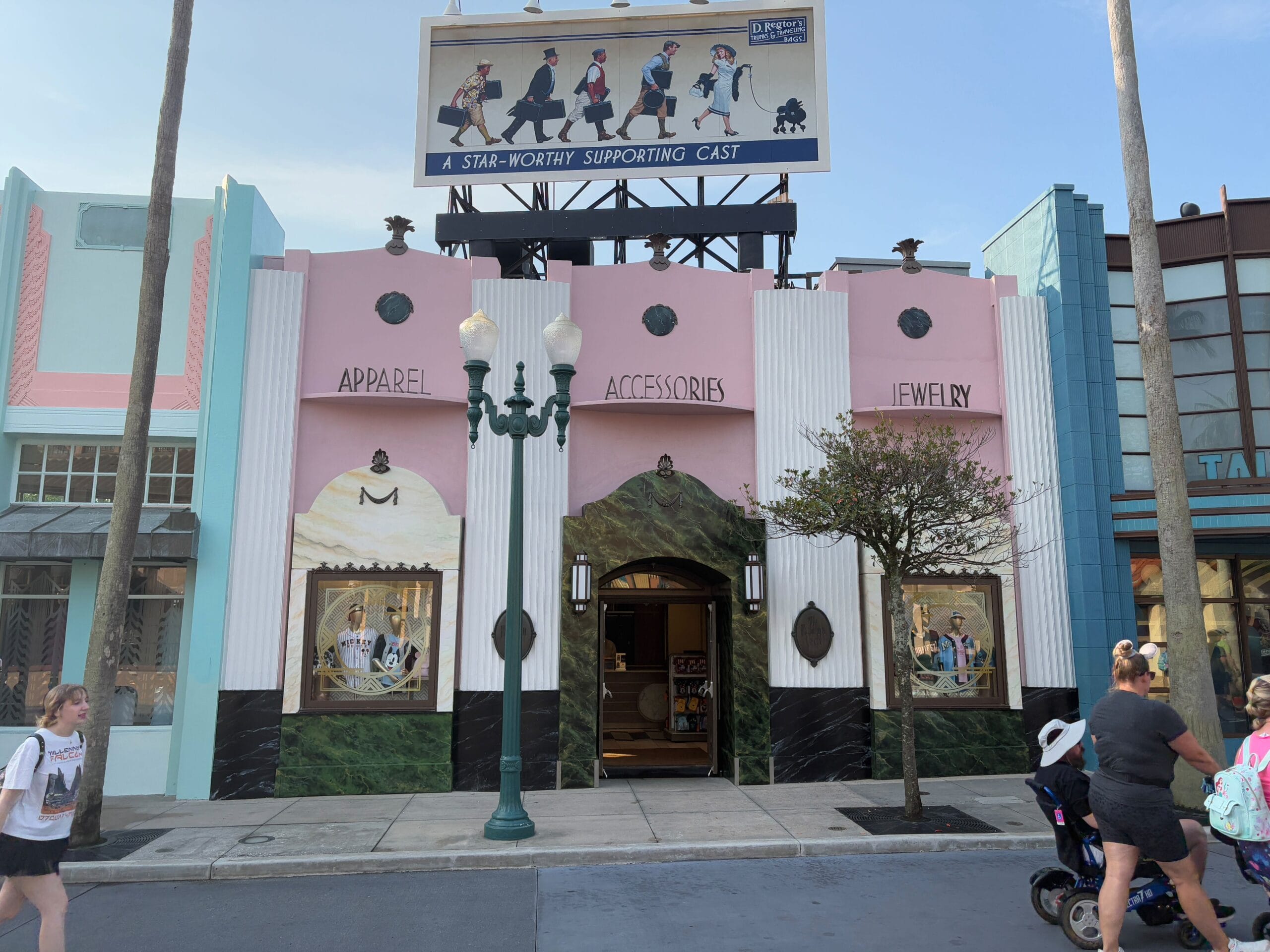 Keystone Clothiers Facade Finally Fixed 2 1/2 Years After Collapse at ...