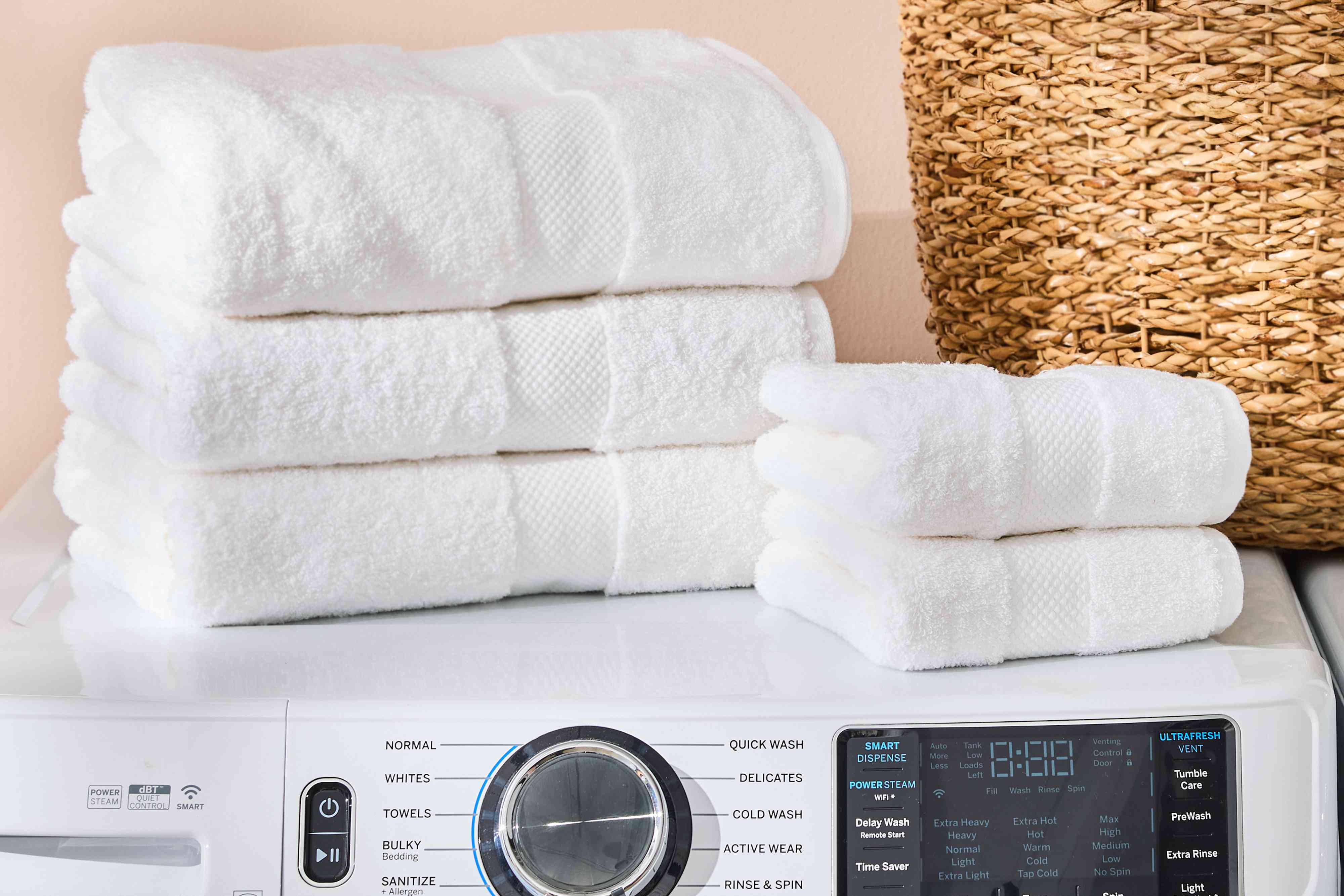 Want softer towels? Wash them with these household ingredients next ...