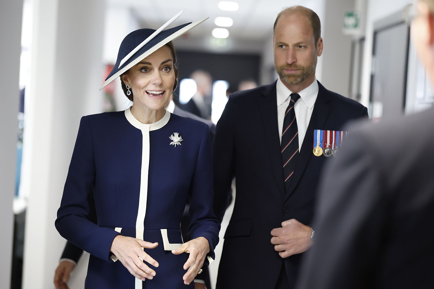 Kate Middleton Called 'Beautiful' by Royal Fan and Prince William's ...