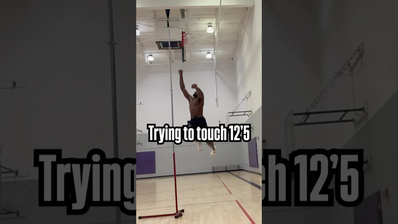 Could be my highest jump ever ##basketball #shorts