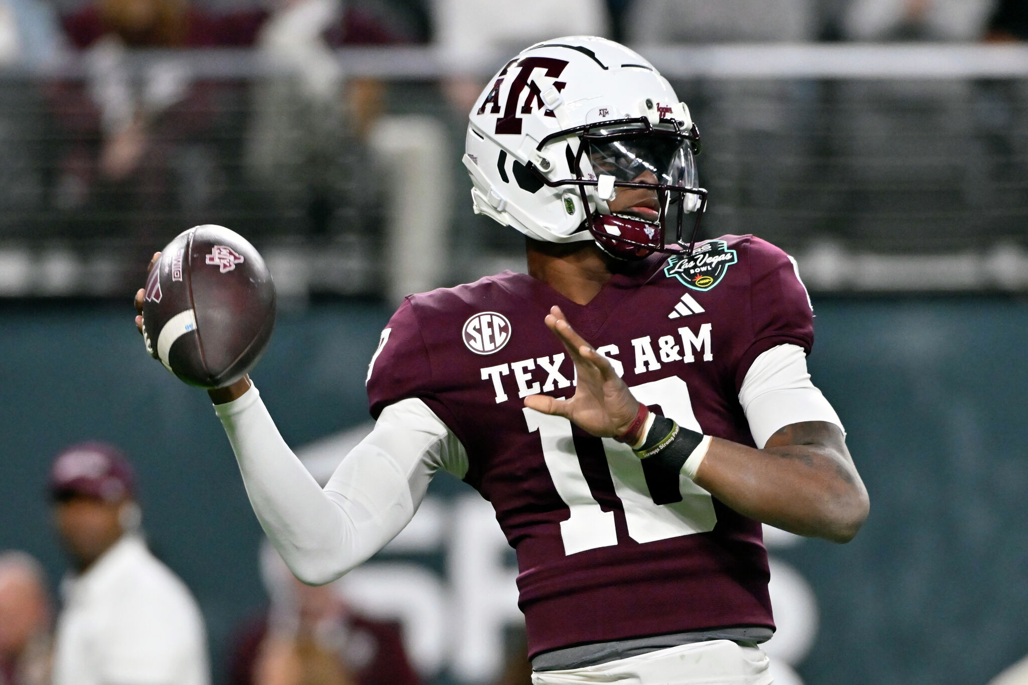 Marcel Reed signs NIL deal with private jet company that also helps ...