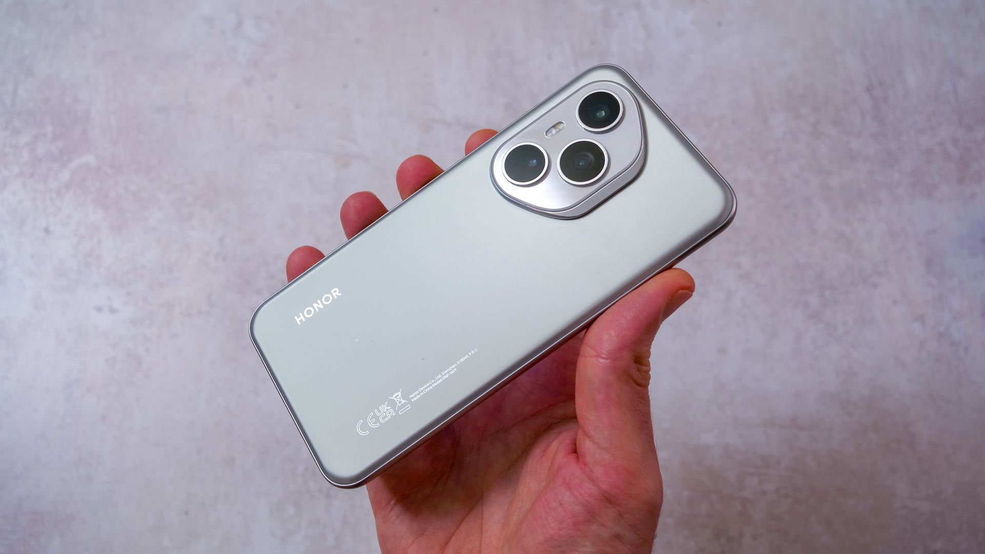 Honor 400 Pro review: who needs a flagship anyway?