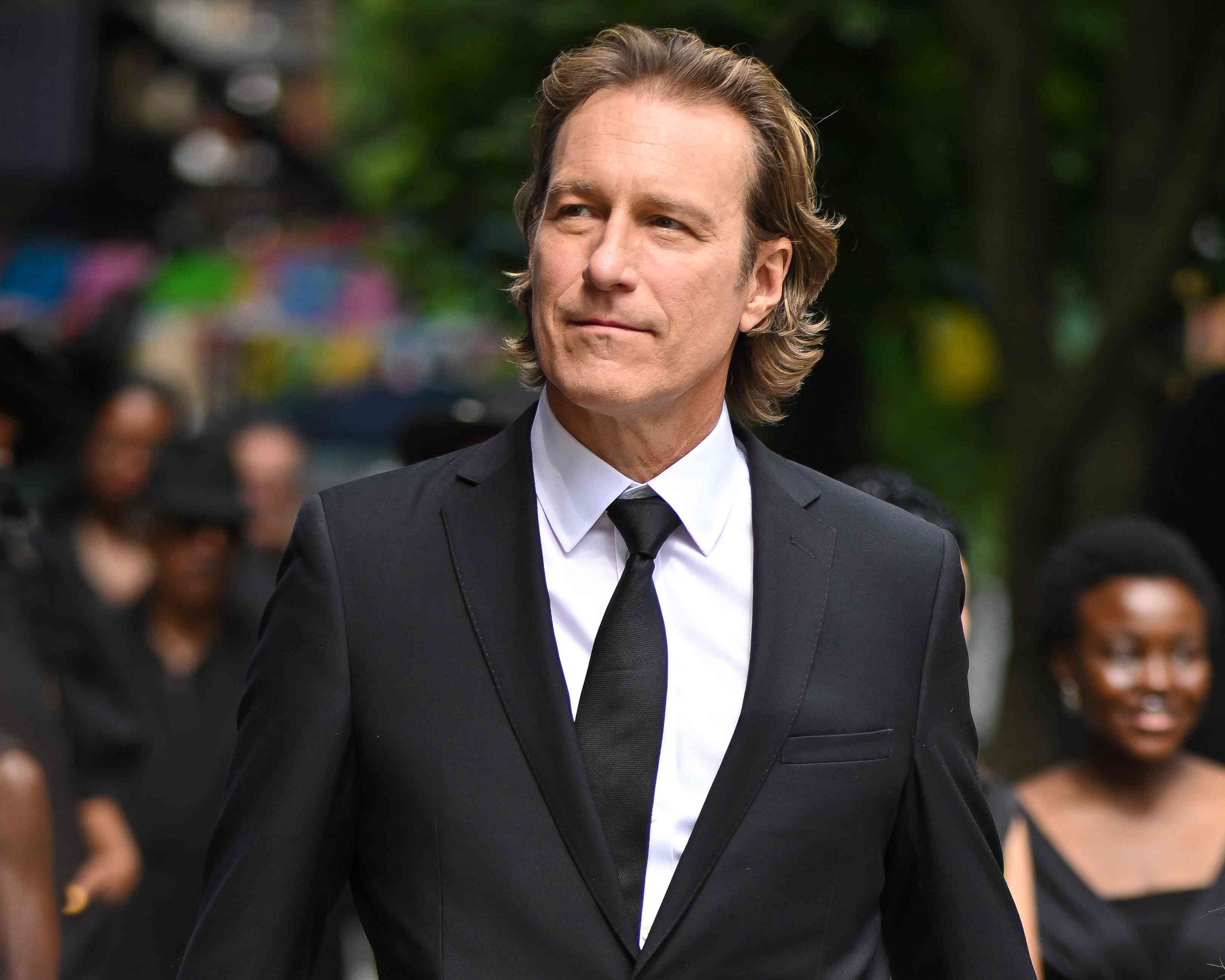 John Corbett Ditches His Signature Look For a Bold New Salt and Pepper ...