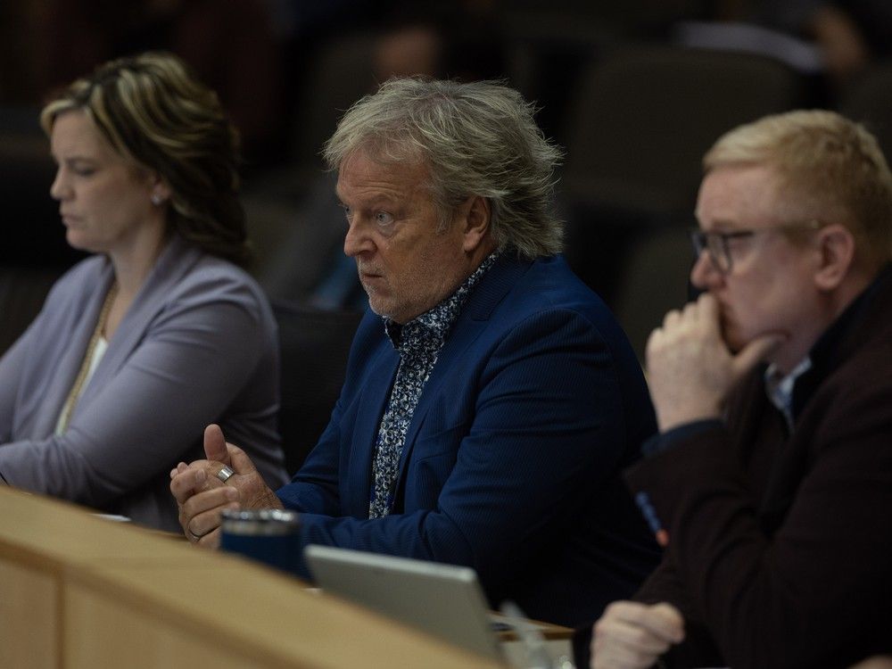 Council chooses new cuts to achieve $1.55M budget reduction