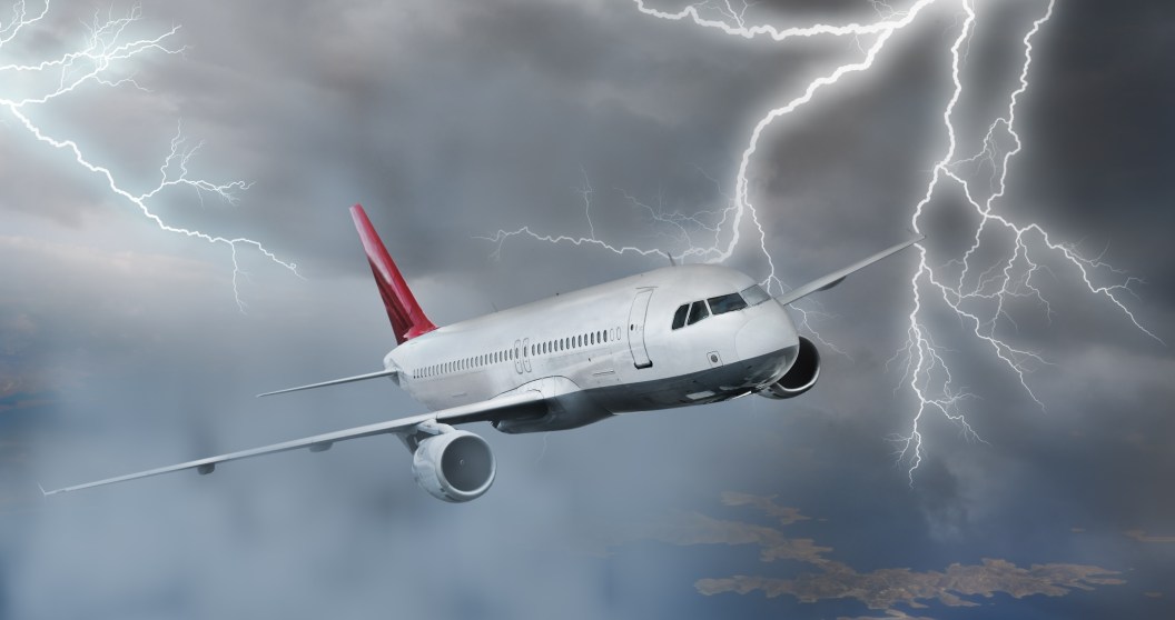 Severe Weather Has Flight Passengers Screaming For Their Lives: "I Am ...