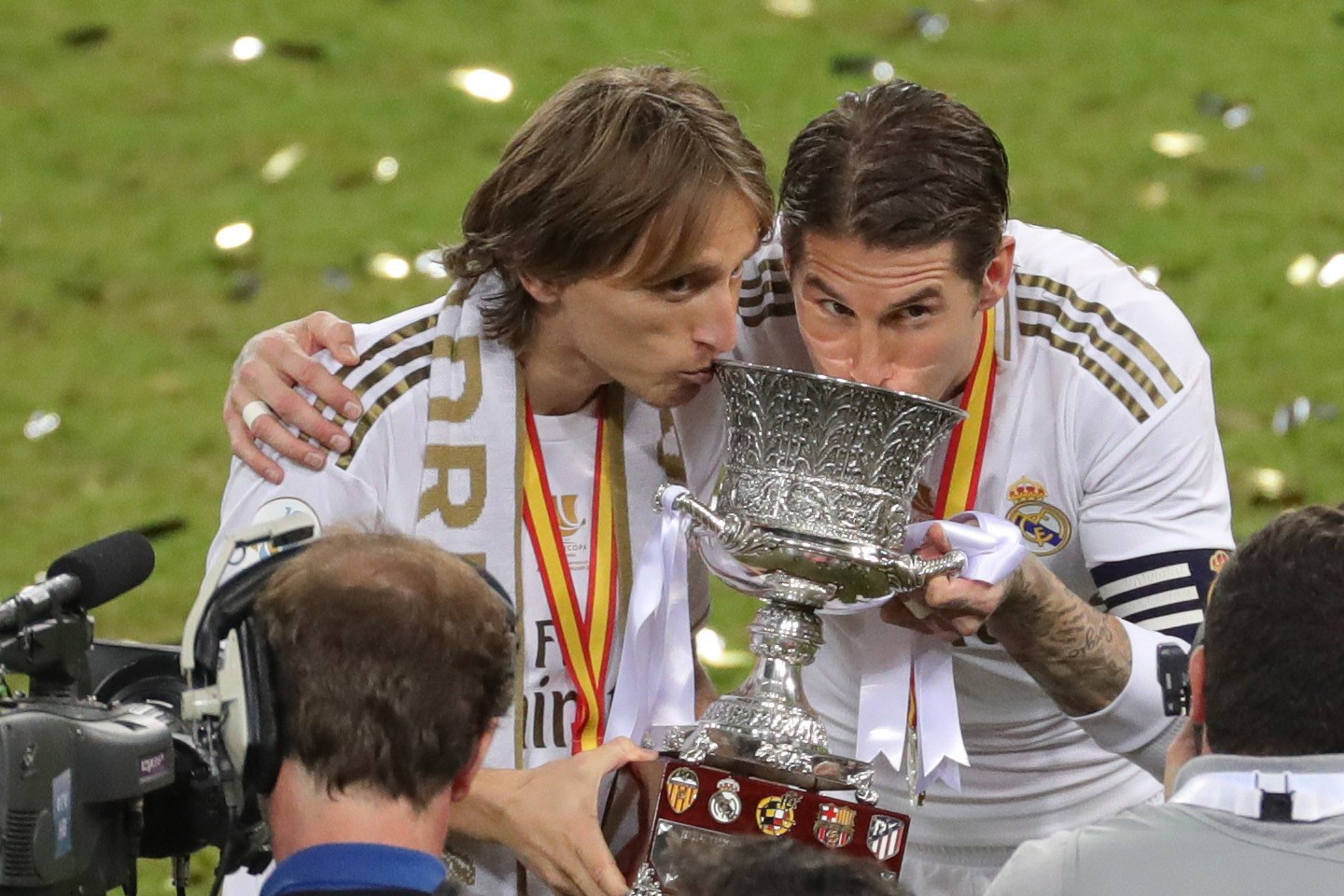 Ramos sitúa a Modric entre los "más grandes" en "los libros de historia ...