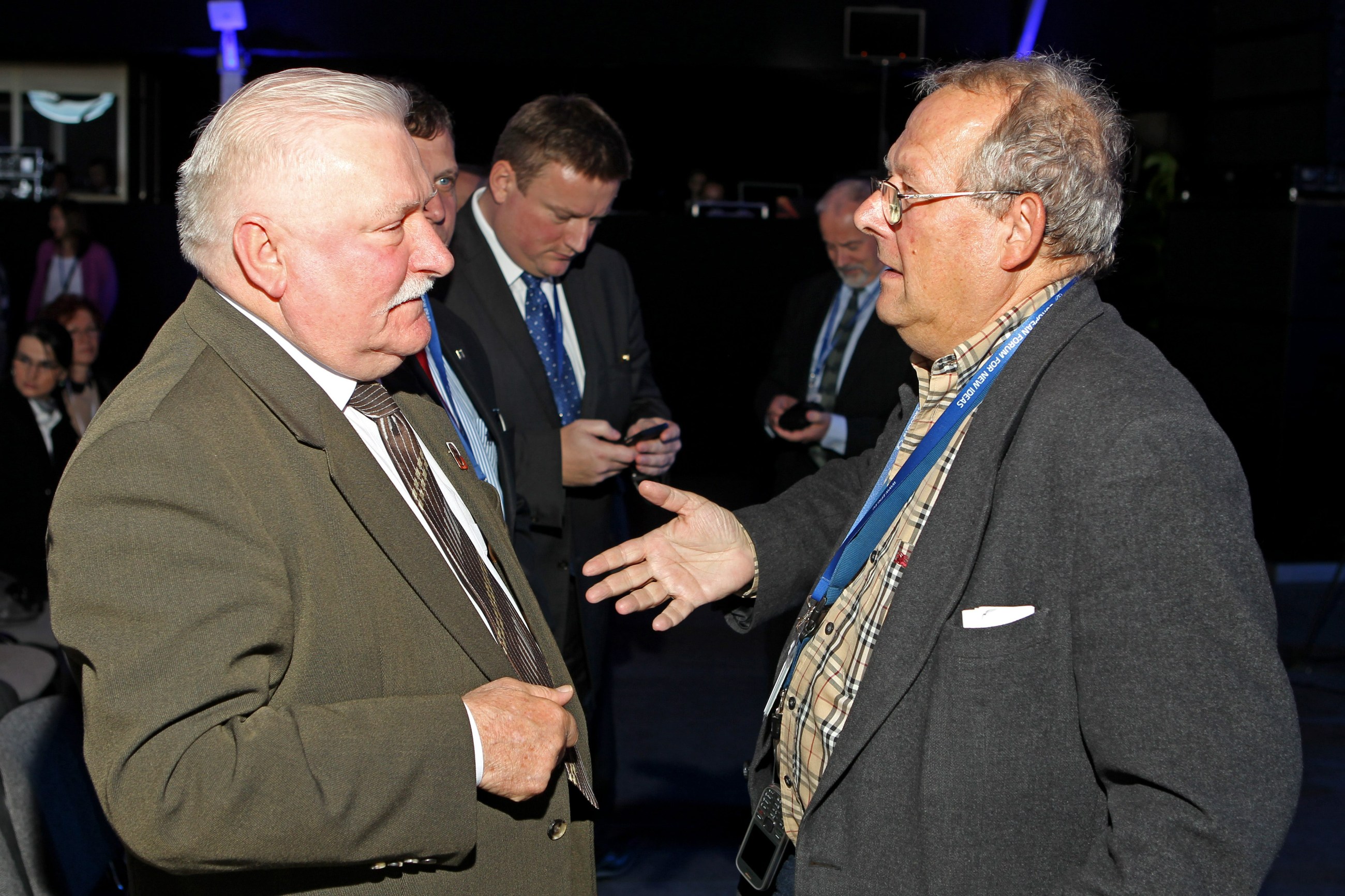 Wałęsa, Frasyniuk, Michnik. Apel o poparcie dla Trzaskowskiego