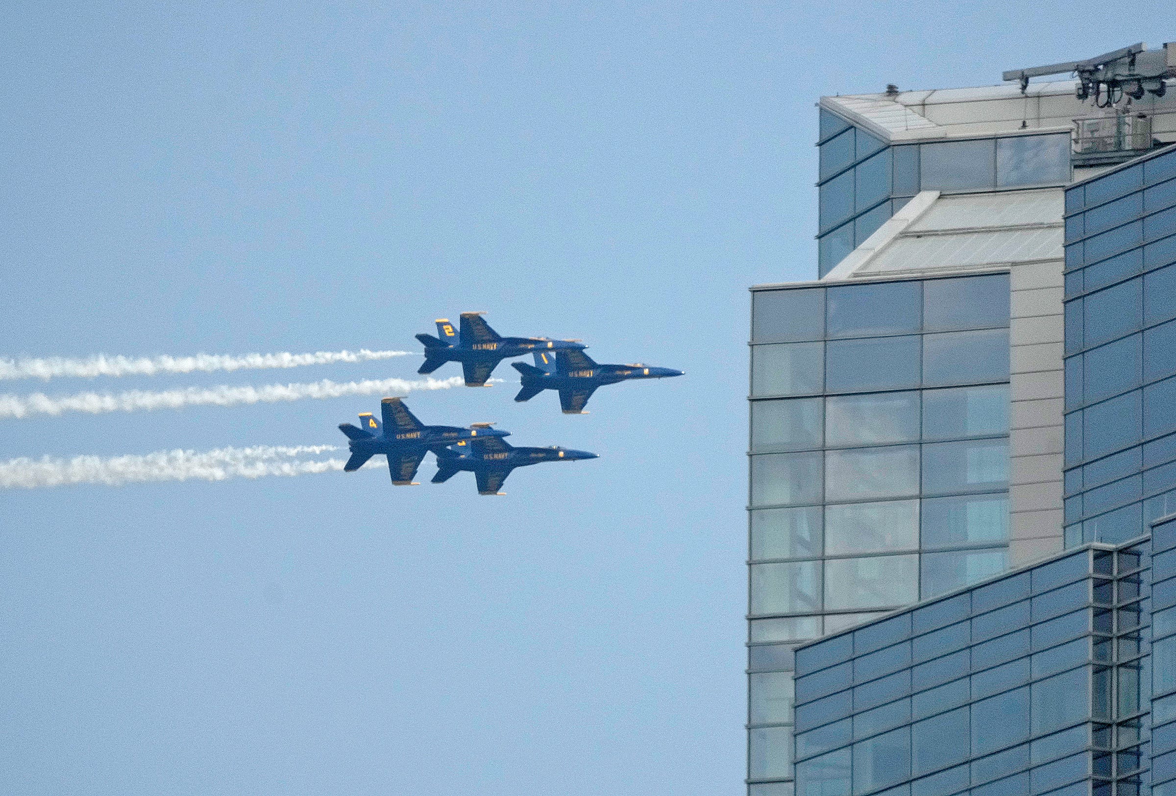 Here's what to know about the 2025 WaterStone Bank Air & Water Show in ...