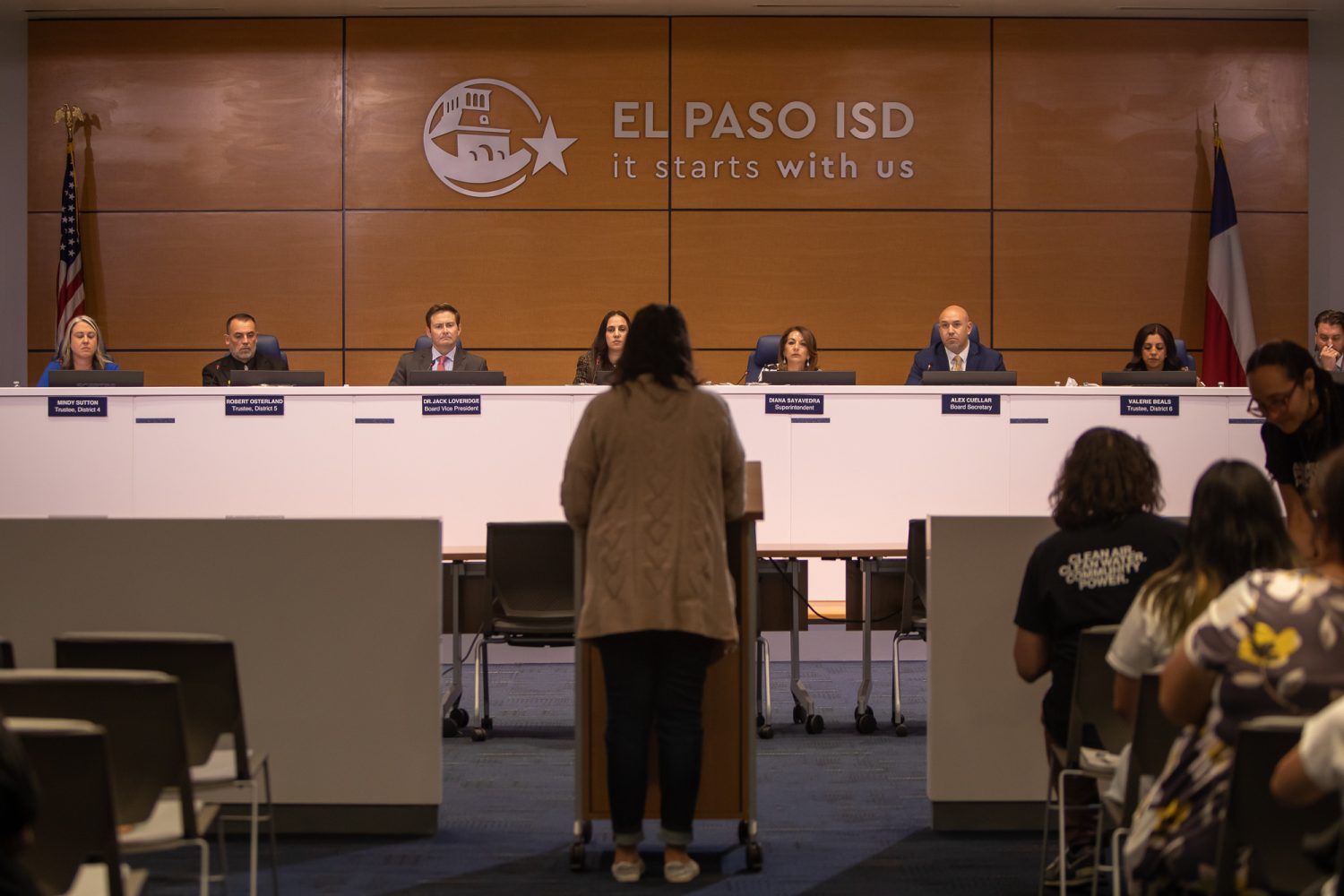 Opinion: Reopening Lamar Elementary is a political favor, not a public good