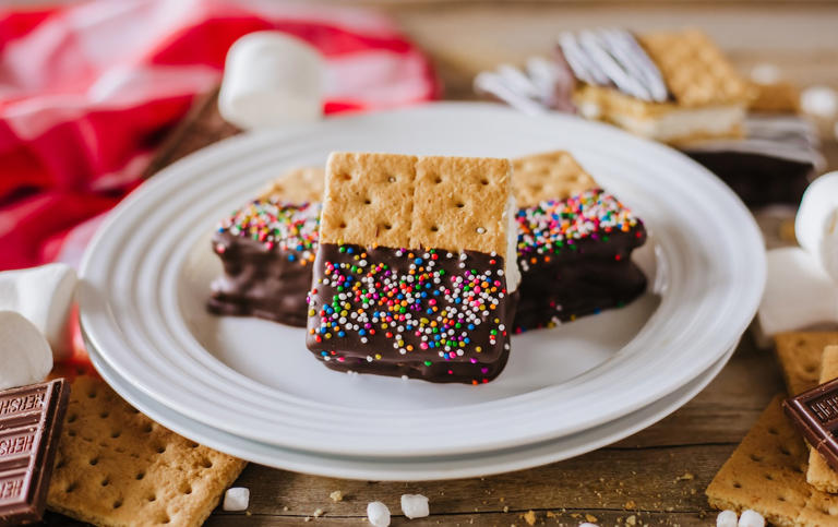 Easy Frozen S’mores: A Cool Twist on a Classic Summer Treat