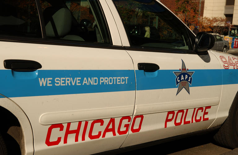 Lo acusan de agredir sexualmente a dos niños en una tienda de Portage Park
