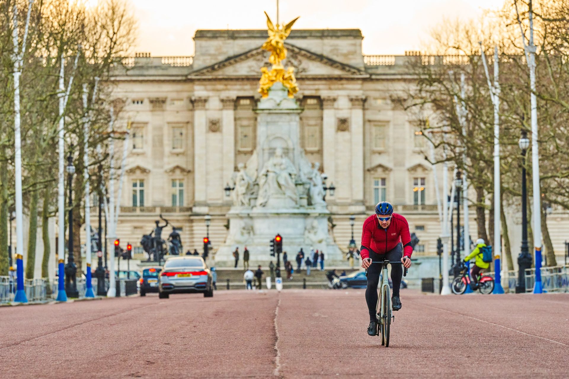 I raced across London to see conclusively if cycling is faster than ...