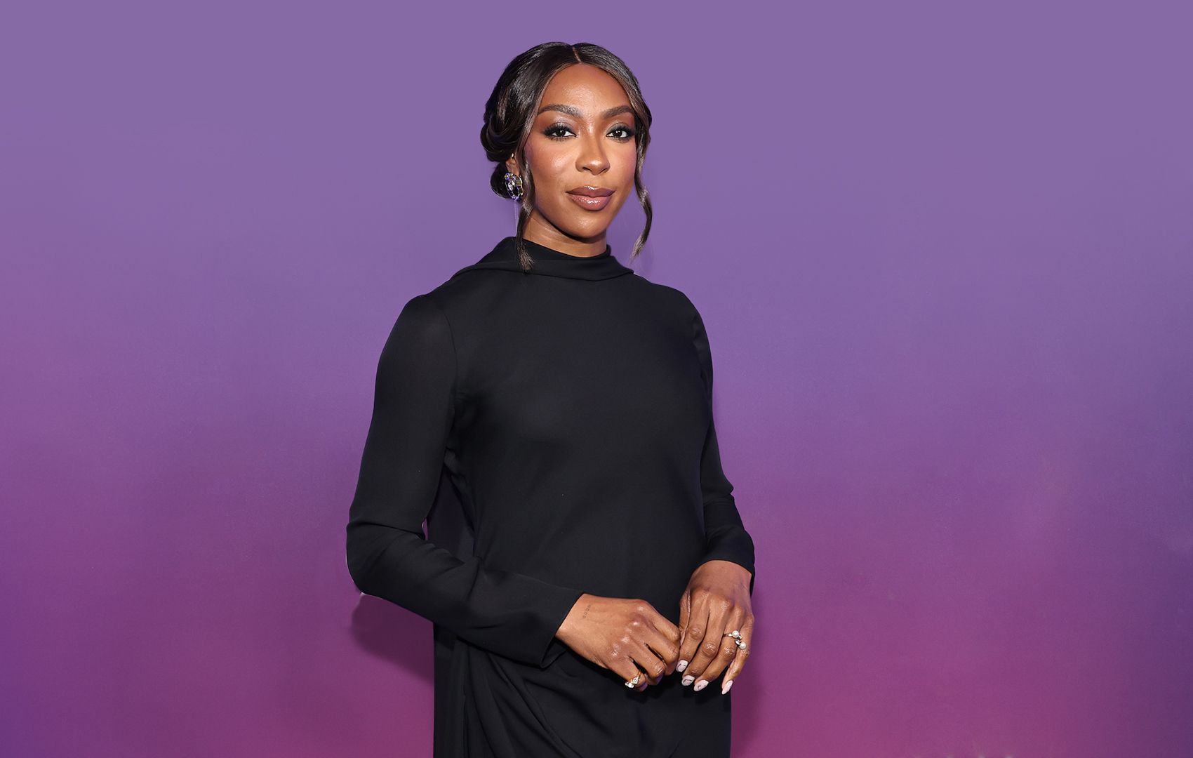 Scarlett Johansson Got Her 'Weekend Update' Revenge and a Standing ...