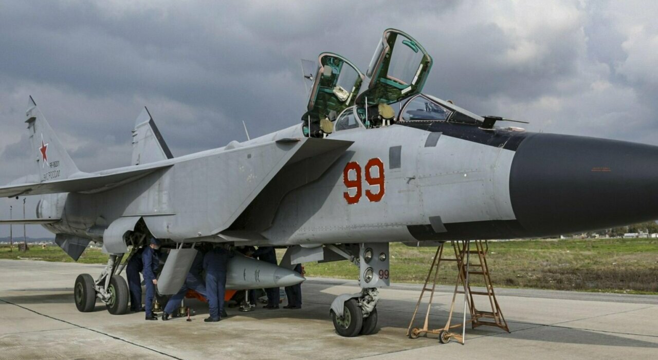 Russia, schierati nuovi missili aria-aria con testate nucleari: la ...