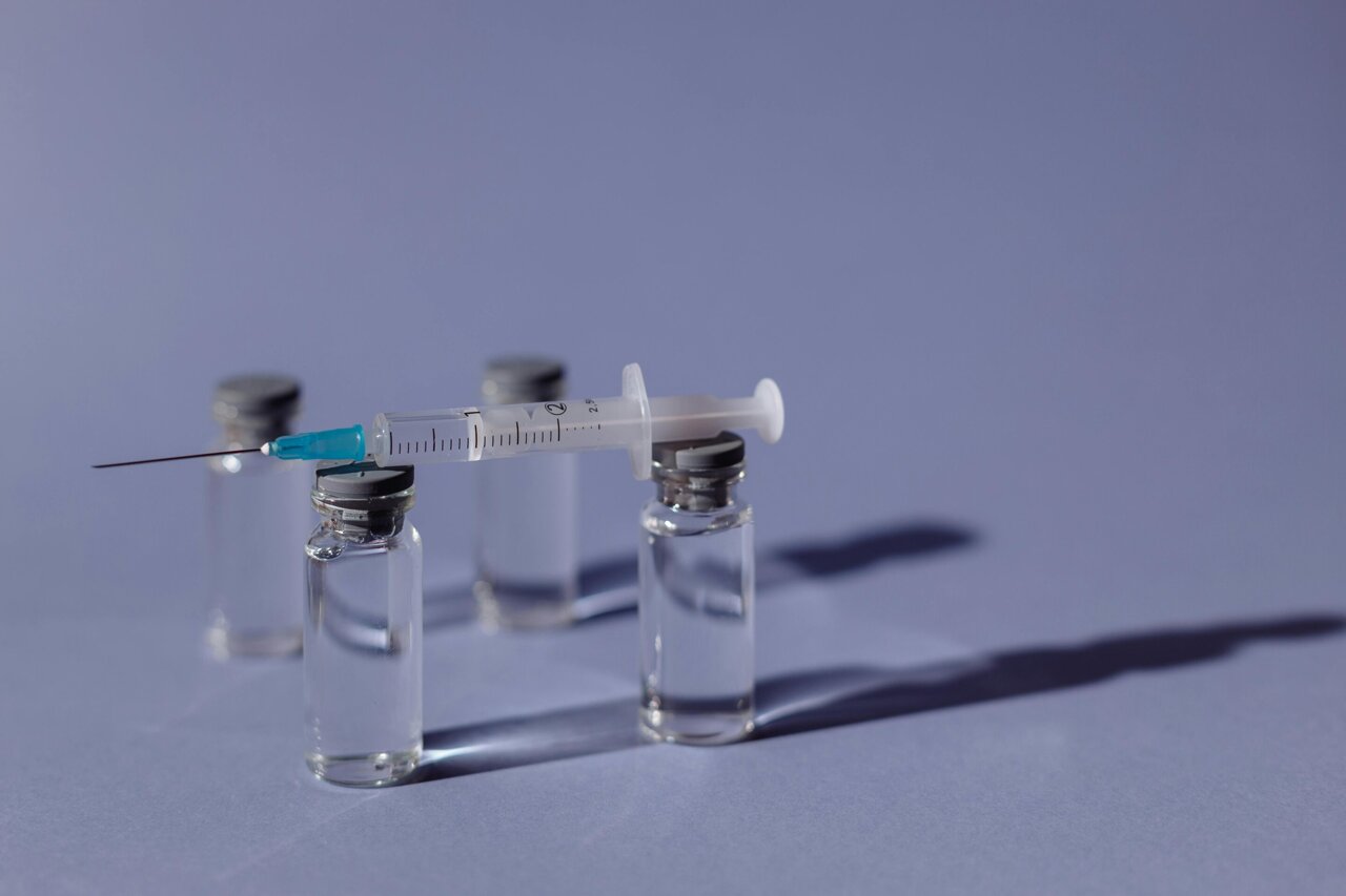 Universal vaccines could reshape how we fight future outbreaks—but a ...