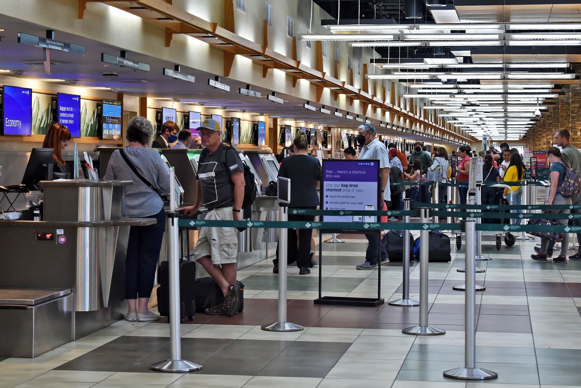 Reno airport expecting 16,000 daily peak passengers for Memorial Day