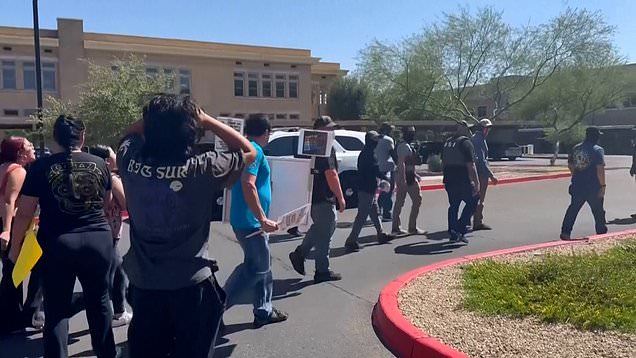 Activists gather to protest ICE arrests outside AZ immigration court