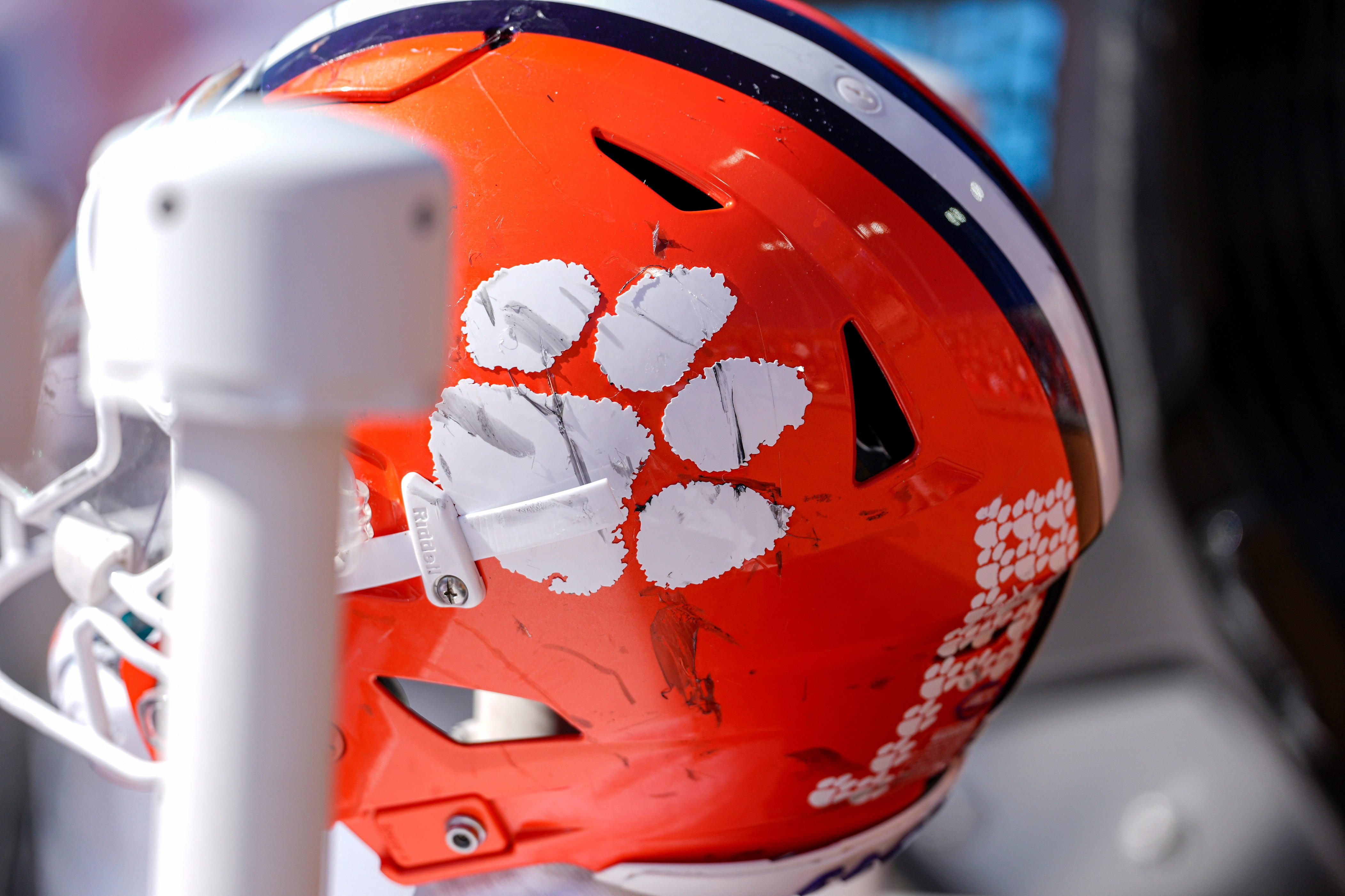 Clemson football receiver, running back named to 2025 preseason watch lists