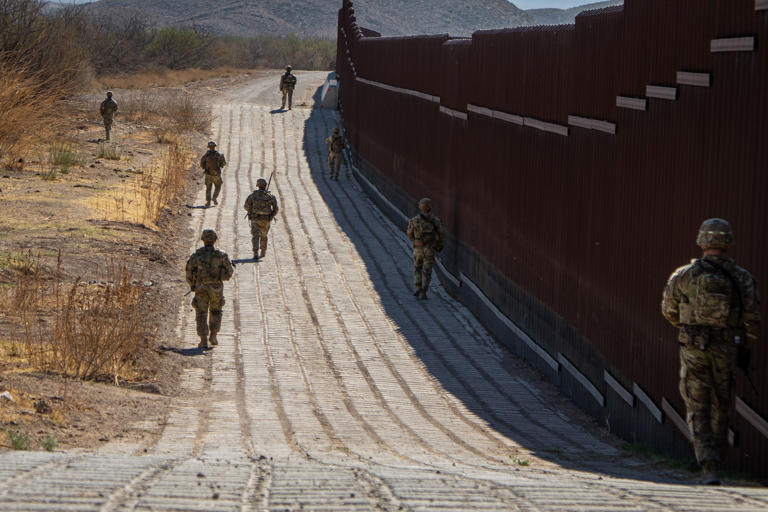 Pentagon approves 1,100 more troops for southern border mission