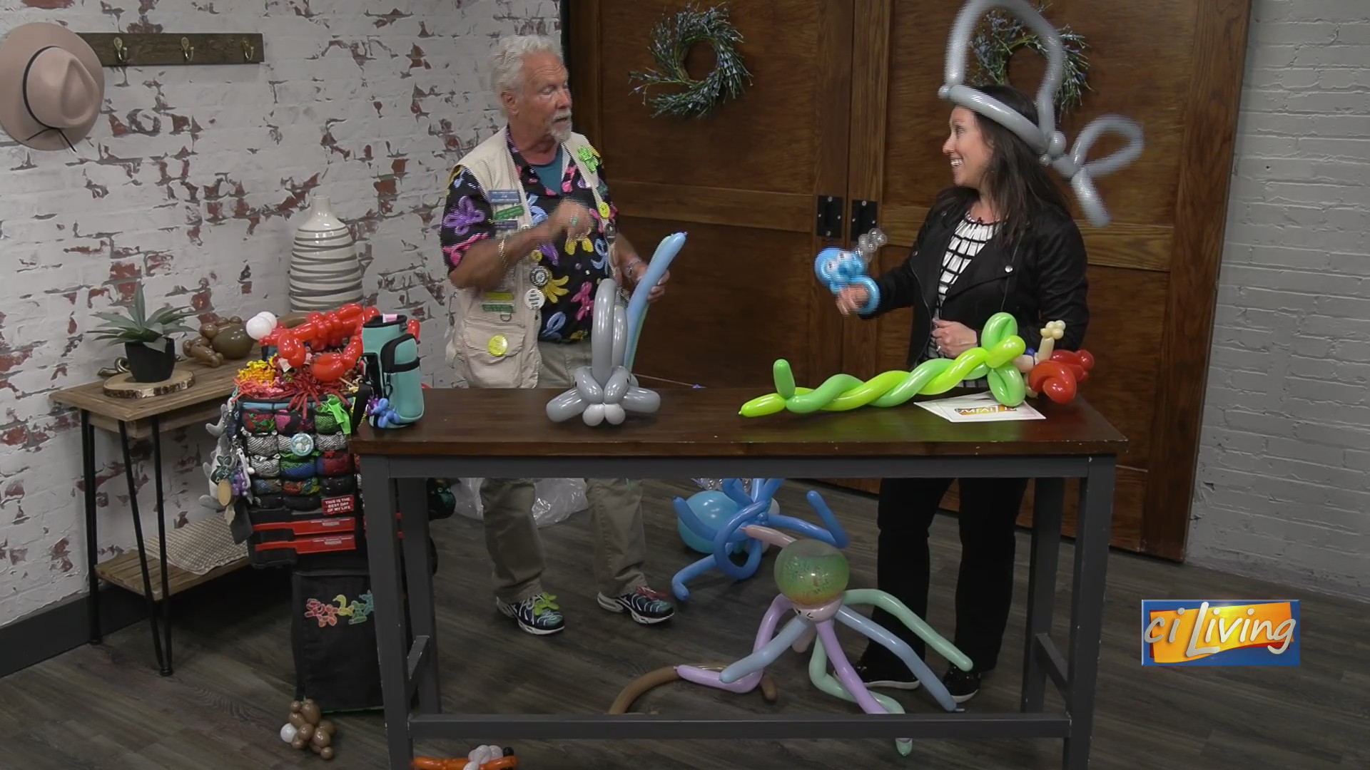 Learn How to Make Balloon Animals