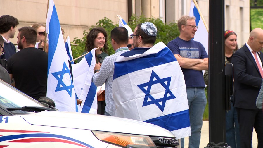 Interfaith solidarity in DC as mourners honor victims of antisemitic attack