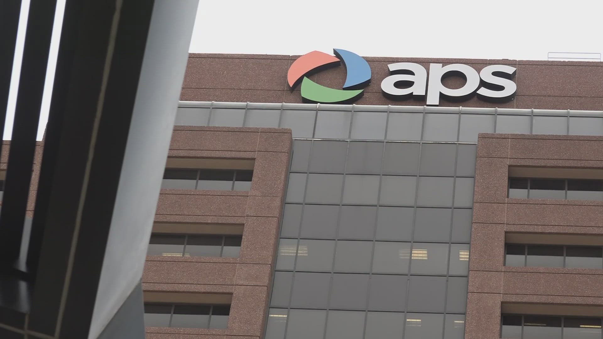 APS charging more as other utility companies lower fees