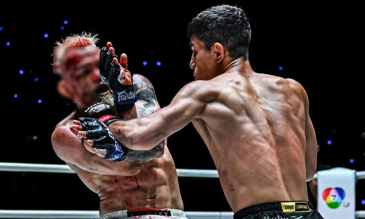 Cao thủ Brazil chấn thương bỏ trận tranh đai, võ sĩ Việt Nam bức xúc