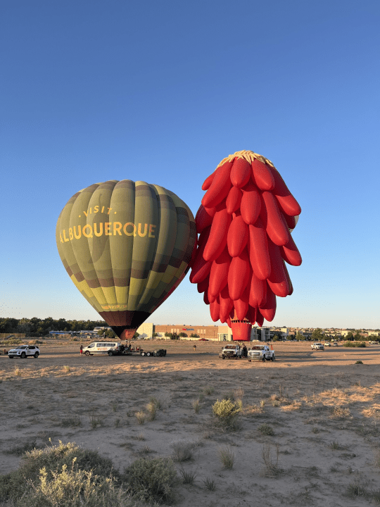 Chile ristra-shaped hot air balloon returns to New Mexico