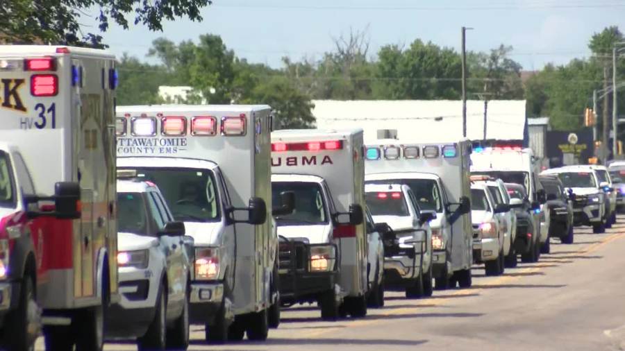 Ambulance procession honors fallen Butler County paramedic