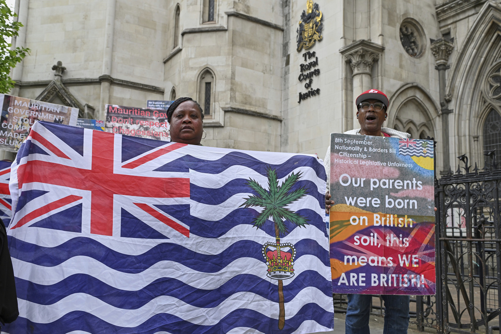 UK agrees to hand the Chagos Islands to Mauritius in a deal it says ...