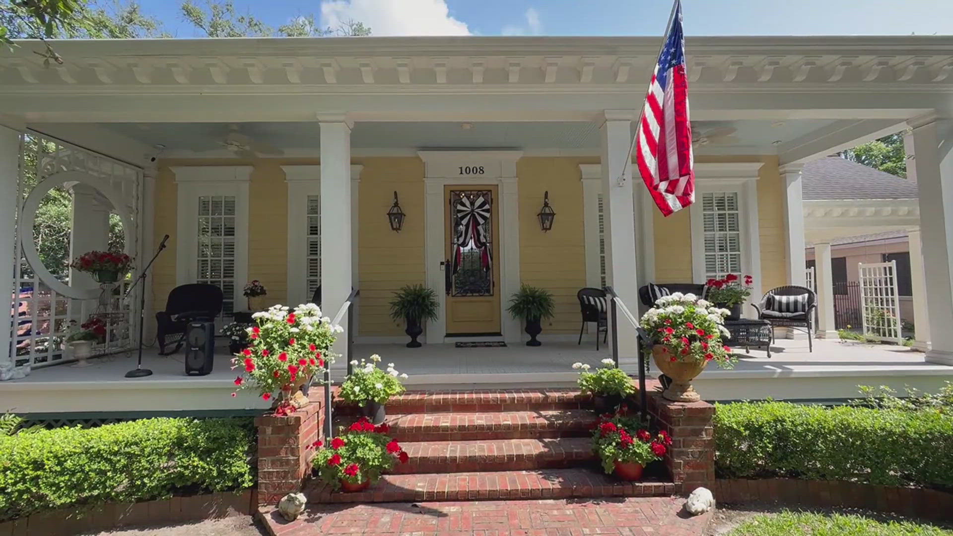 Day 2 of protests at Phoenix immigration court
