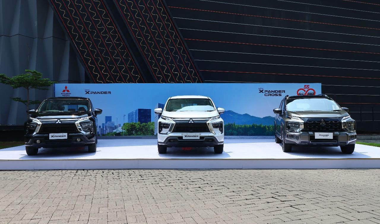 Irit dan canggih, Toyota Veloz Hybrid berpotensi goyang beberapa model ini