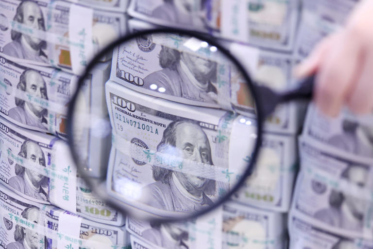 Korean investors buy US bonds as yields surge past 5%