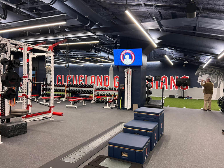 WATCH: Guardians unveil Progressive Field clubhouse renovations