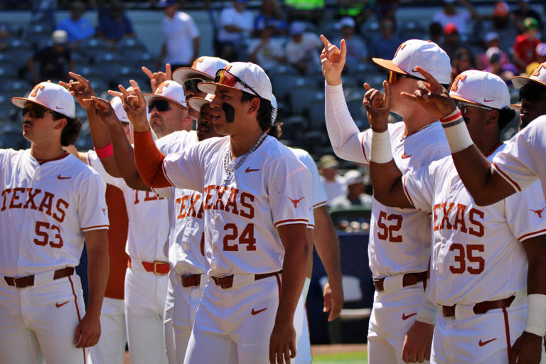 NCAA baseball regional odds 2025: Who is favored to advance to Super ...