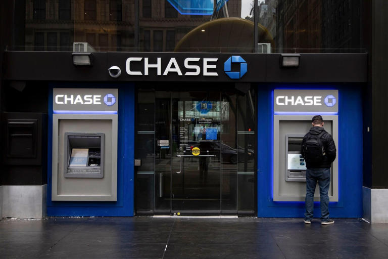 Big Banks Explore Venturing Into Crypto World Together With Joint Stablecoin